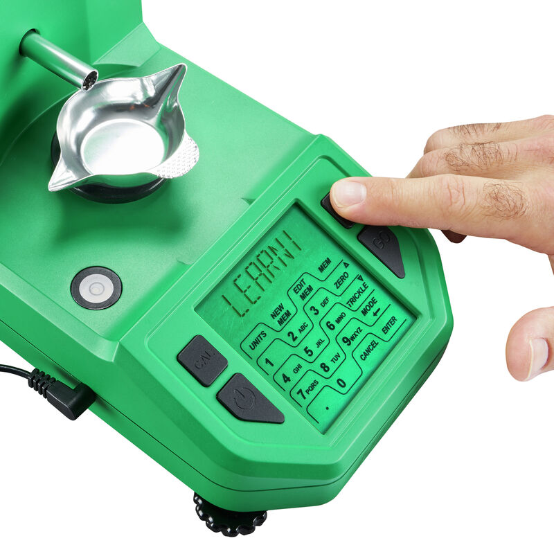 RCBS CHARGEMASTER SUPREME POWDER DISPENSER | Powder Valley Outdoors